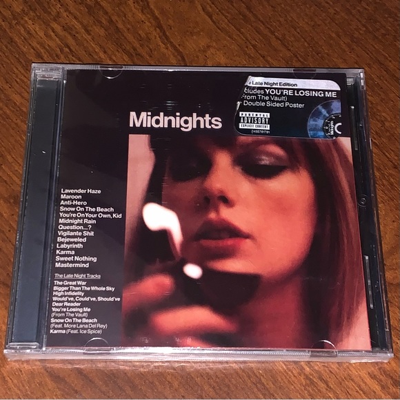 Taylor Swift | Media | Taylor Swift Midnights The Late Night Edition ...